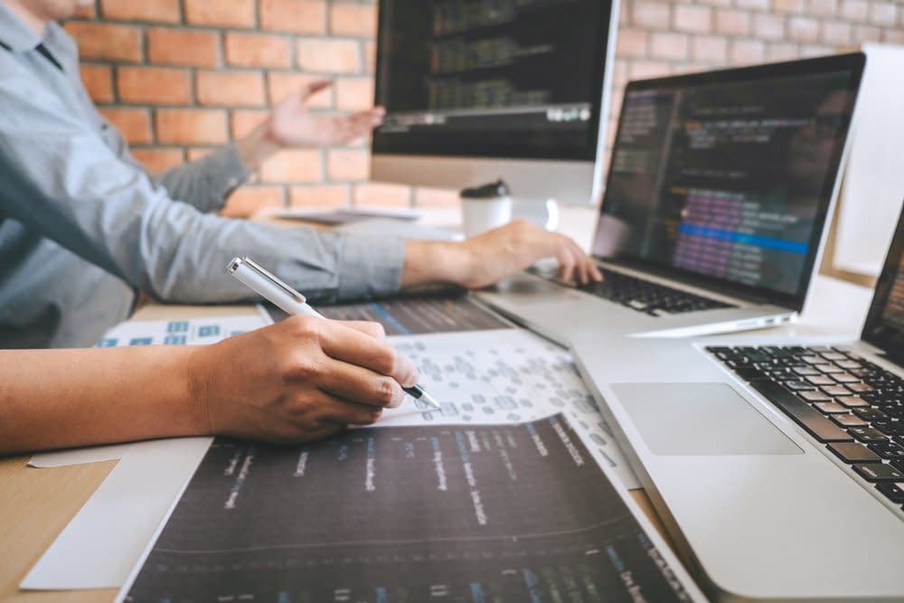 A Brief History of Software Development Methodologies - growin